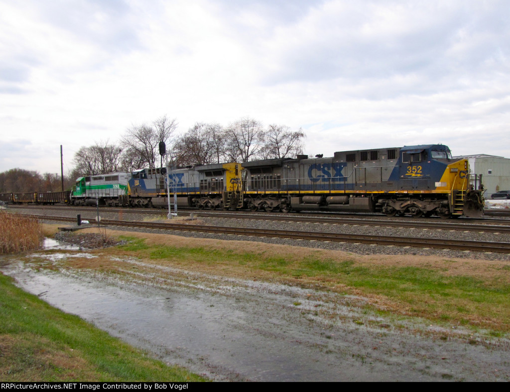 CSX 352 and 280; CITX 3068